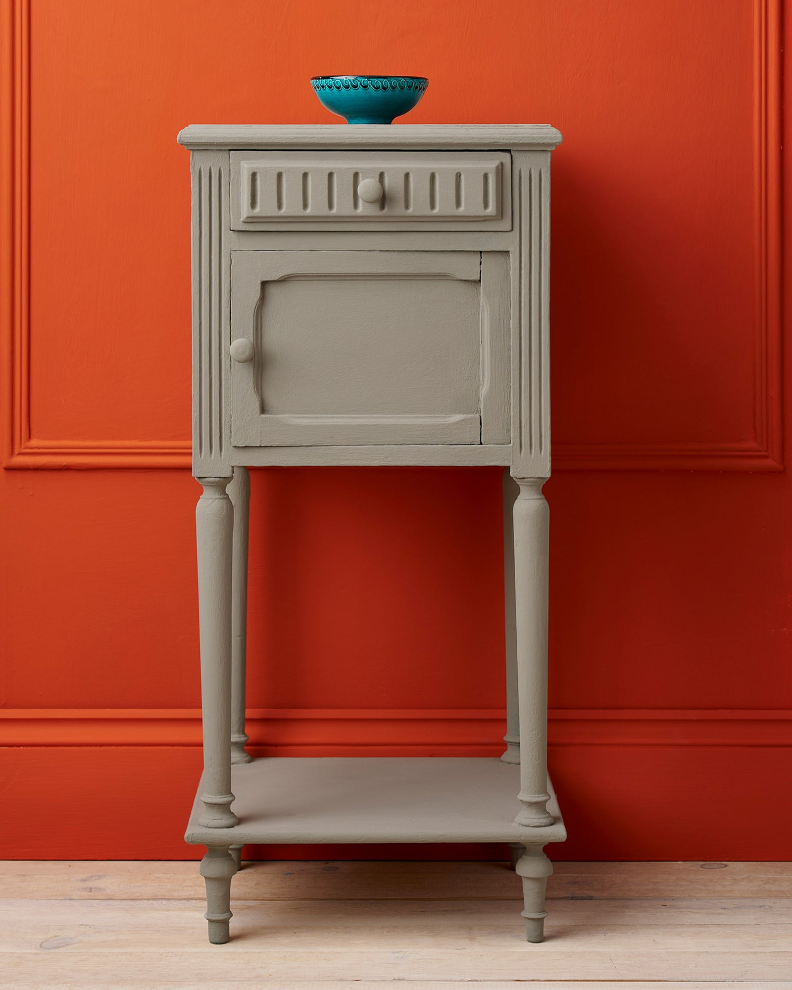 Annie Sloan Chalk Paint – French Linen | kalkmaling – Atelier Kalkmaling